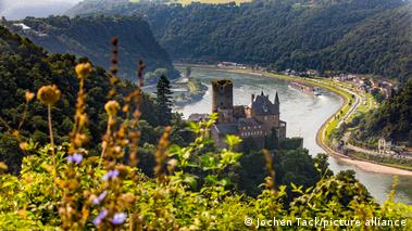The alluring legend of the Rhine River's Loreley – DW – 04/25/2023