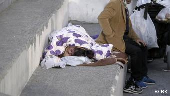 Homeless in Istanbul - No Hope of State Aid | Highlights | DW | 07.07.2022