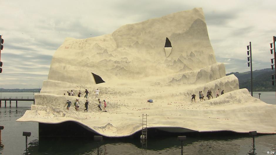 A spectacular production at the Bregenz Festival – DW – 07/30/2022