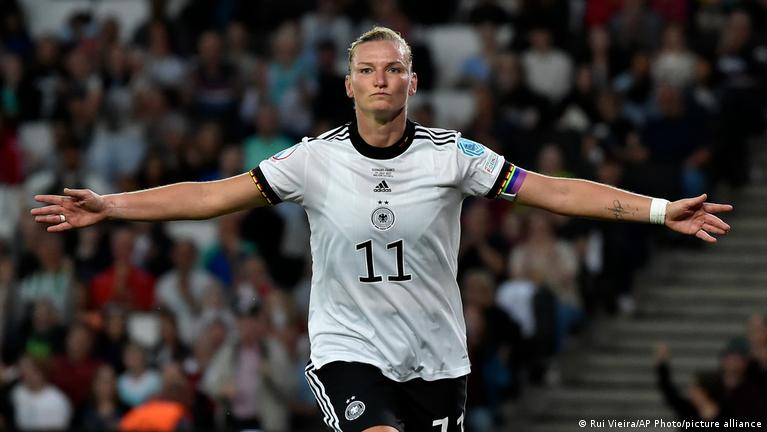 Alexandra Popp crowned 'Personality of the Year' – DW – 12/29/2022