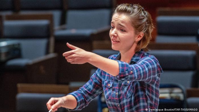 Women power on the podium | All media content | DW | 11.08.2022