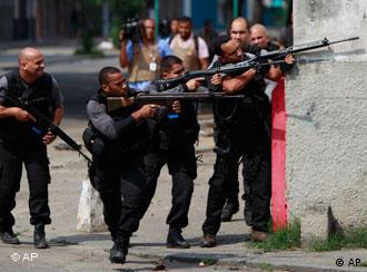 Exército nas favelas – DW – 26/11/2010