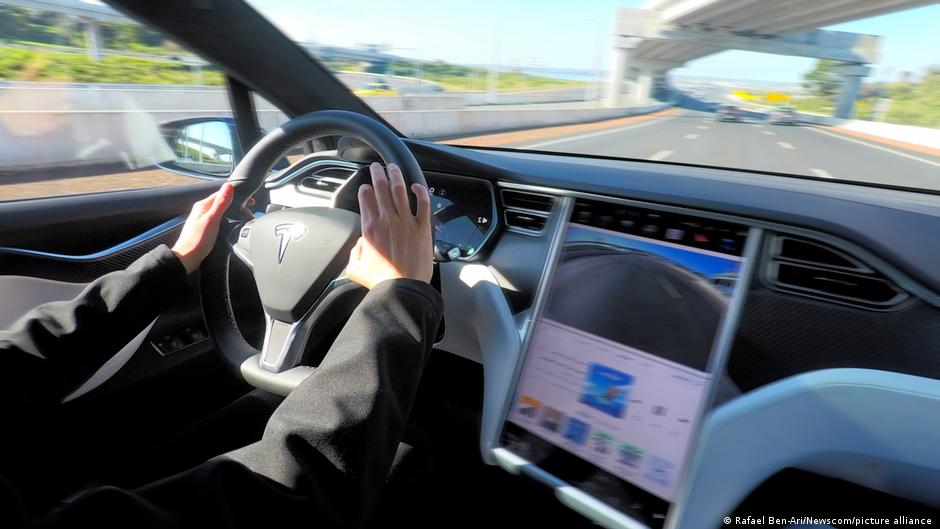 Tesla accused of false advertising in California – DW – 08/06/2022