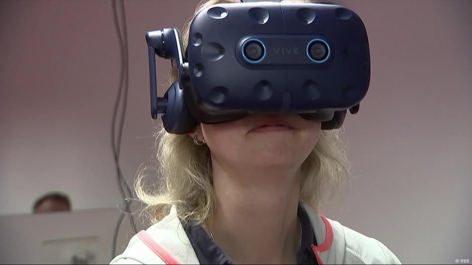 Using VR technology to treat anxiety – DW – 09/03/2022 Using VR technology to treat anxiety – DW – 09/03/2022