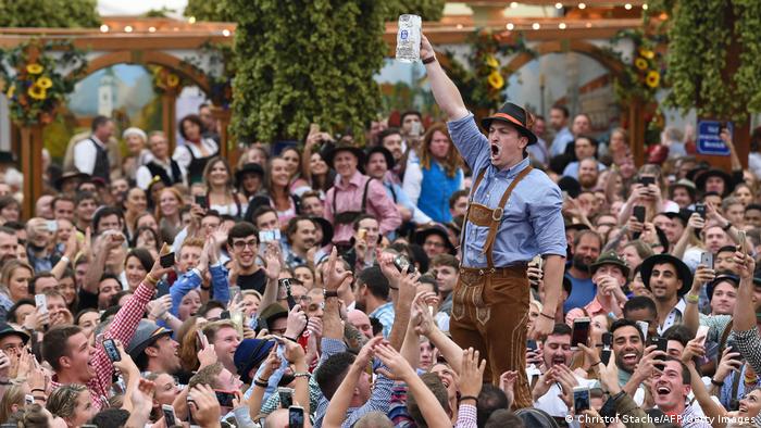 Oktoberfest returns with a mix of old and new | All media content | DW ...