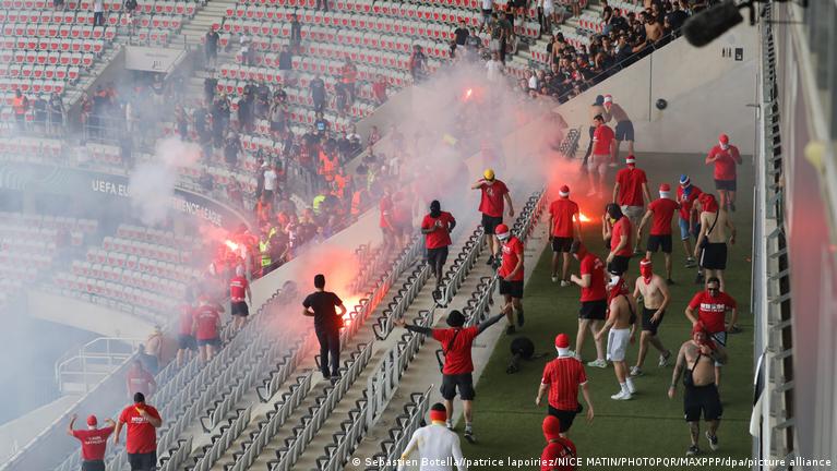 What sparked the violence at Nice vs. Cologne?