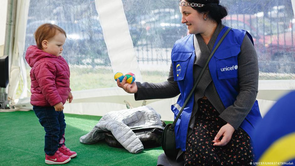 UNICEF u Srbiji: podrška deci i porodicama iz Ukrajine – DW – 11. 9. 2022.