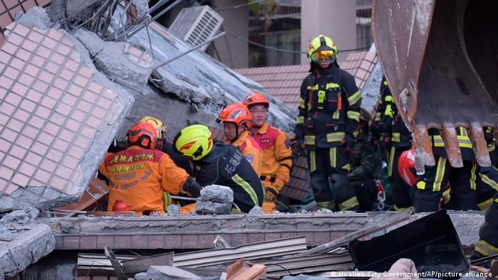 Powerful earthquake shakes Taiwan | News | DW | 18.09.2022