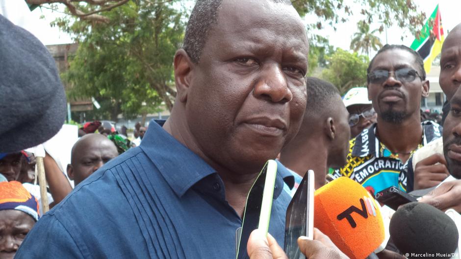 "Governo ilegítimo": Lutero Simango não reconhece resultados – DW – 24 ...