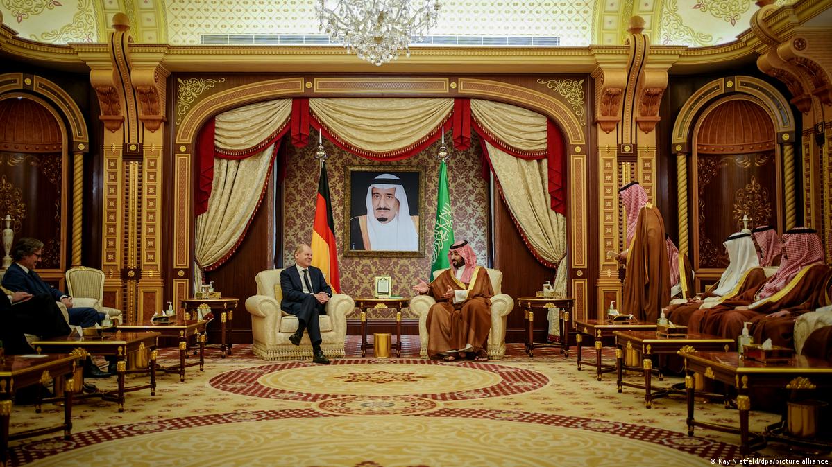 Kansela wa Ujerumani asaka nishati kwenye nchi za Ghuba – DW – 24.09.2022