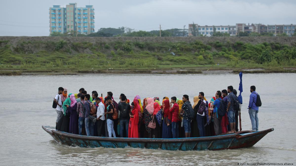 Bangladesh: Death toll rises in pilgrim boat accident