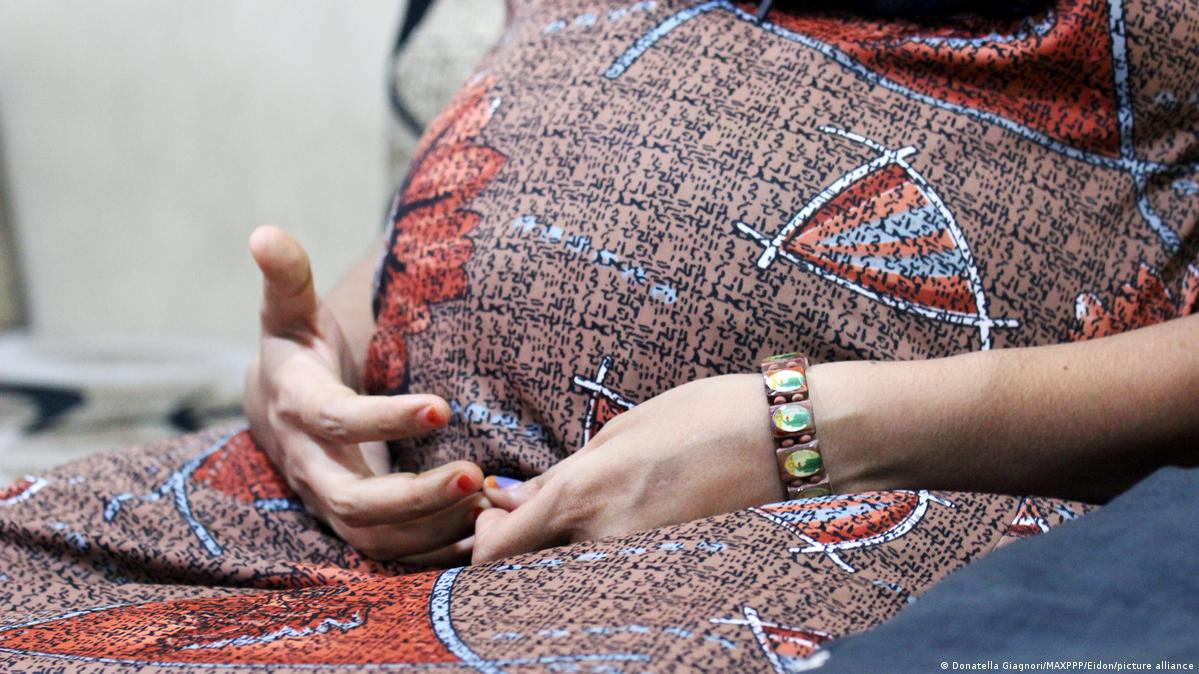India: Late-term abortion ruling highlights mothers' rights