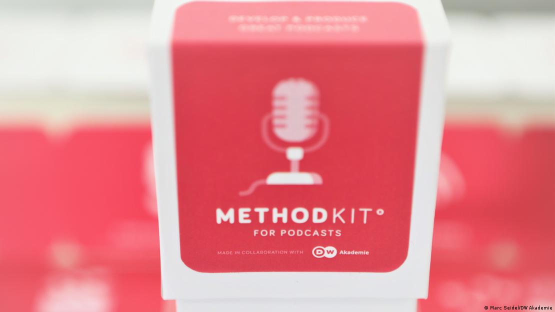 DW Akademie and MethodKit launch podcast training tool