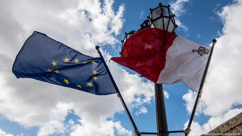 EU takes Malta to court for 'golden passports' – DW – 09/29/2022