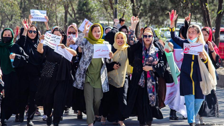 دختران دانشجو در هرات و بامیان تظاهرات کردند Dw ۱۴۰۱ ۷ ۱۰