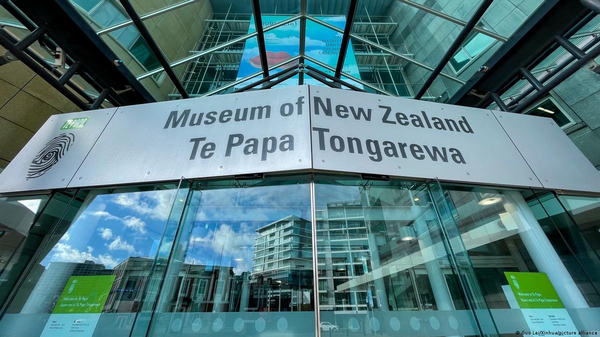 New Zealand receives Indigenous remains from Austria – DW – 10/02/2022