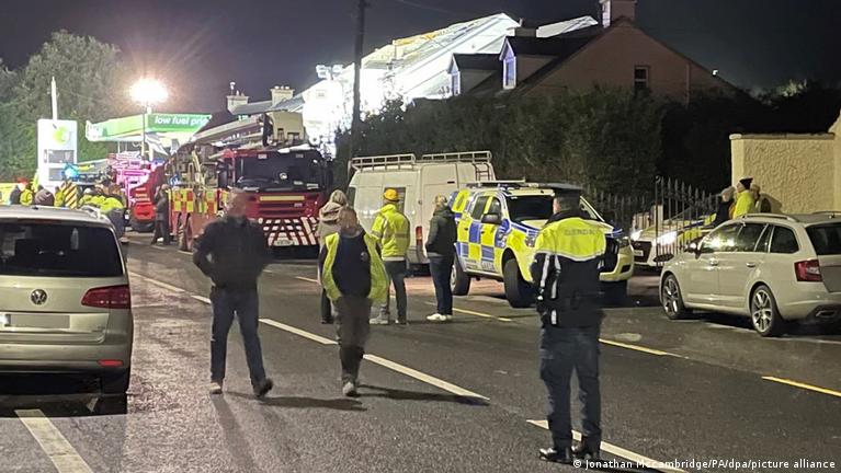 Deadly gas station explosion rocks Irish village – DW – 10/08/2022