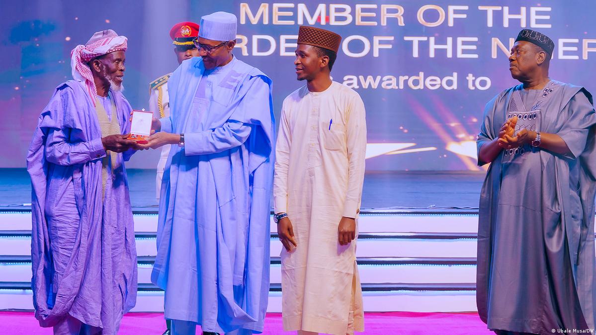 Najeriya ta karrama wasu daga cikin 'ya'yanta – DW – 10/11/2022