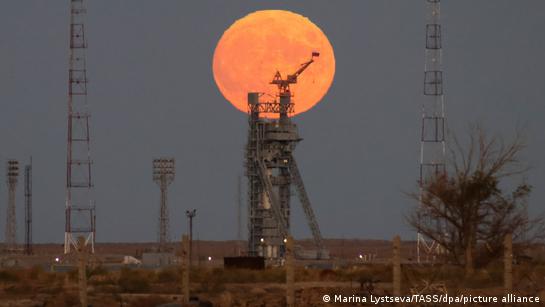 Angosat-2: Novo satélite angolano finalmente em órbita – DW – 12/10/2022