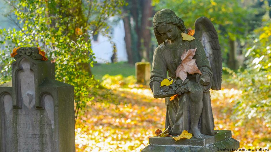 R.I.P.: German funeral rites