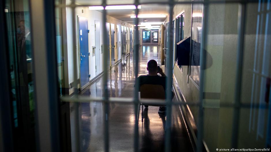 How German prisons have become a debt trap – DW – 10/13/2022