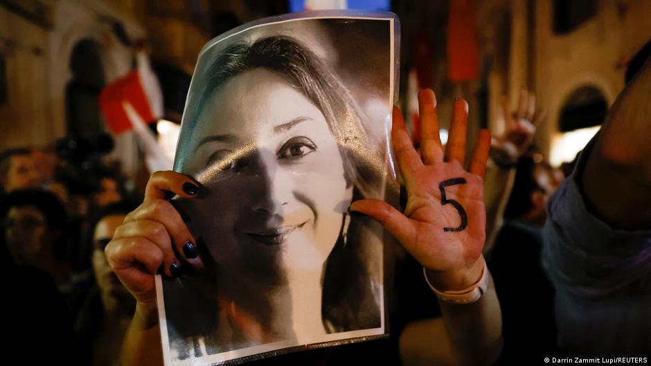 Malta marks fifth anniversary of journalist's murder – DW – 10/17/2022