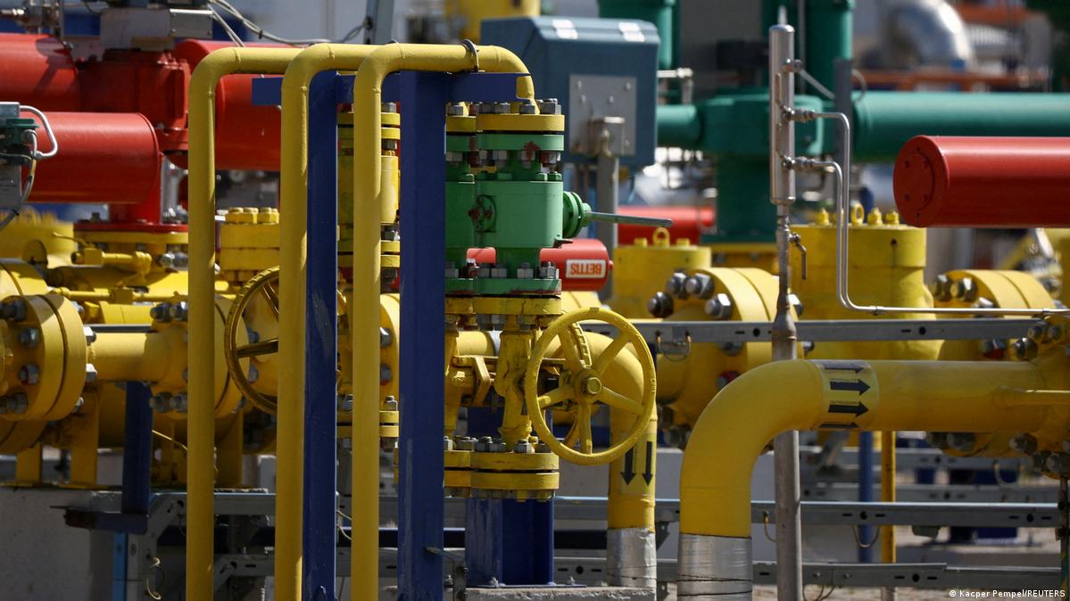 EU presents blueprint for tackling soaring energy costs – DW – 10/18/2022