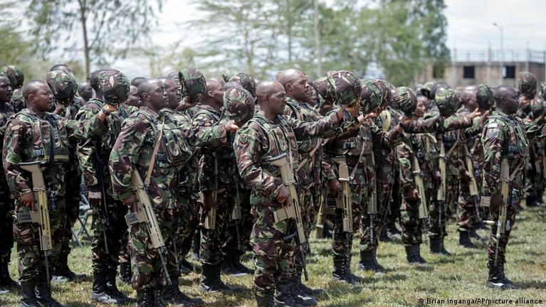 Kenya to send soldiers into Democratic Republic of Congo – DW – 11/02/2022
