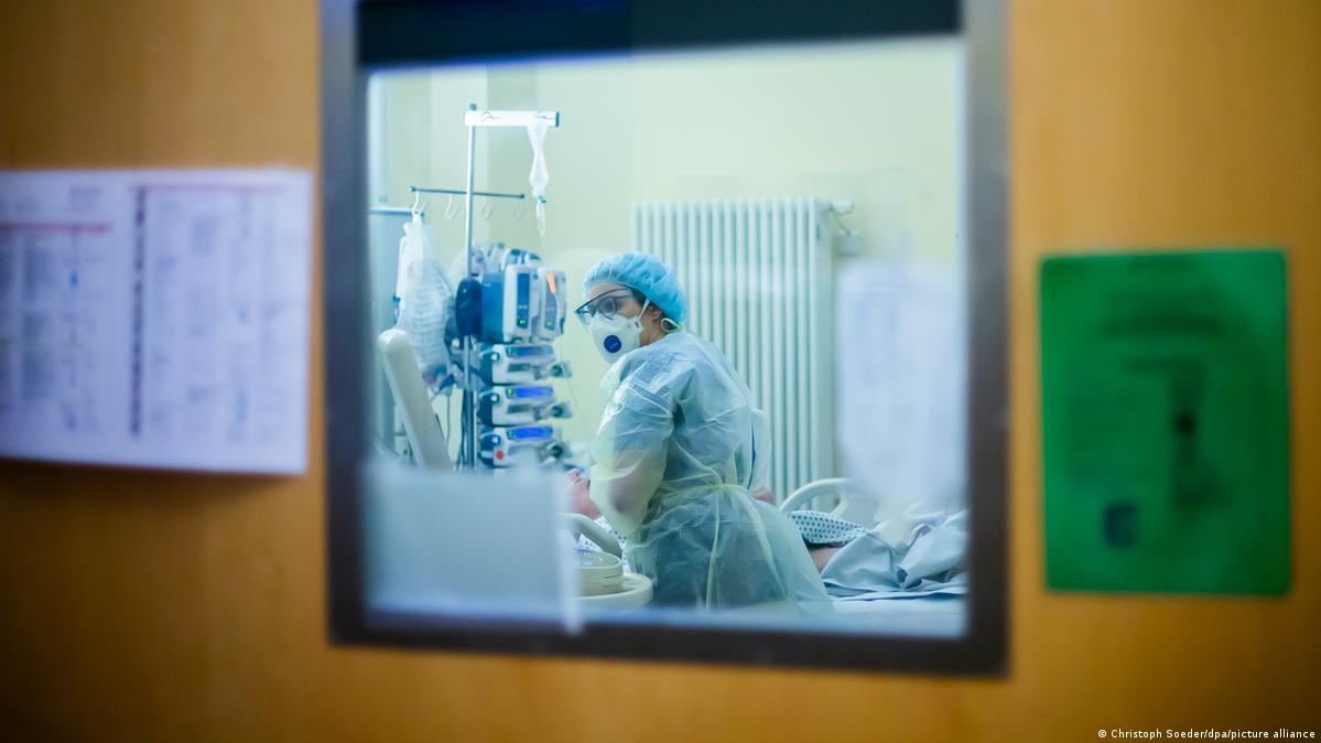 Η Γερμανία ετοιμάζει νοσοκομεία για στρατιωτική σύρραξη – DW – 02/03/2024