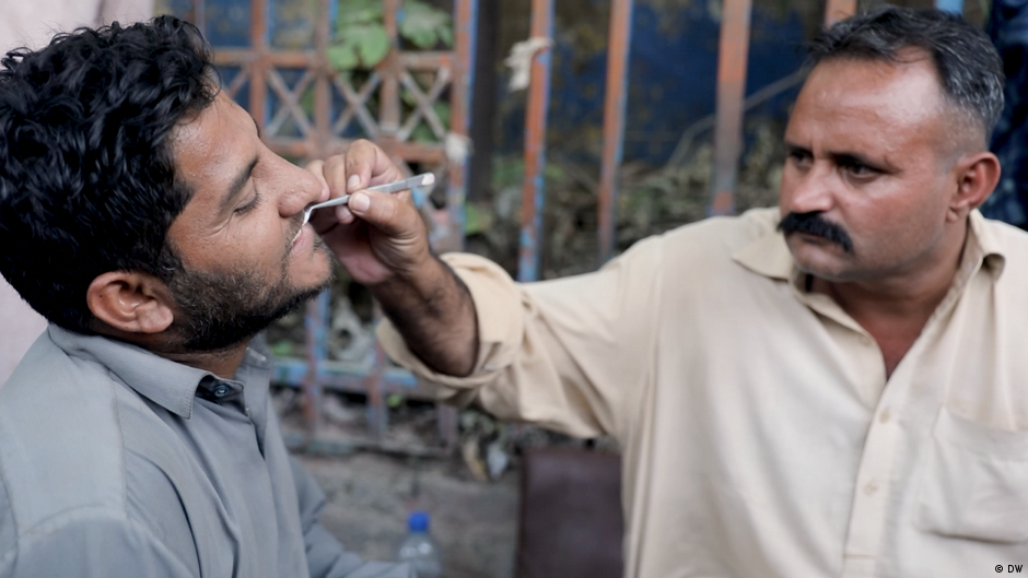 Pakistan: How fake doctors are playing with people's lives