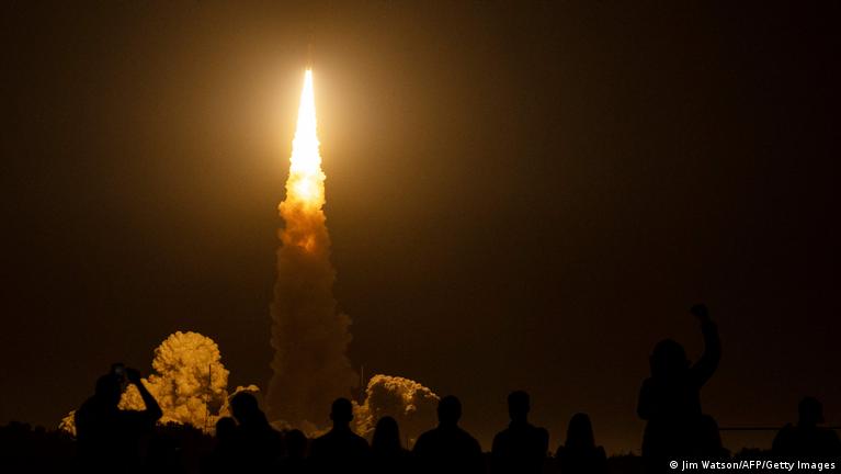 NASA launches rocket for Artemis moon mission