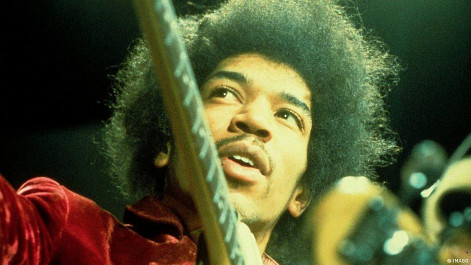 Guitar god and hippie icon Jimi Hendrix – DW – 11/27/2017