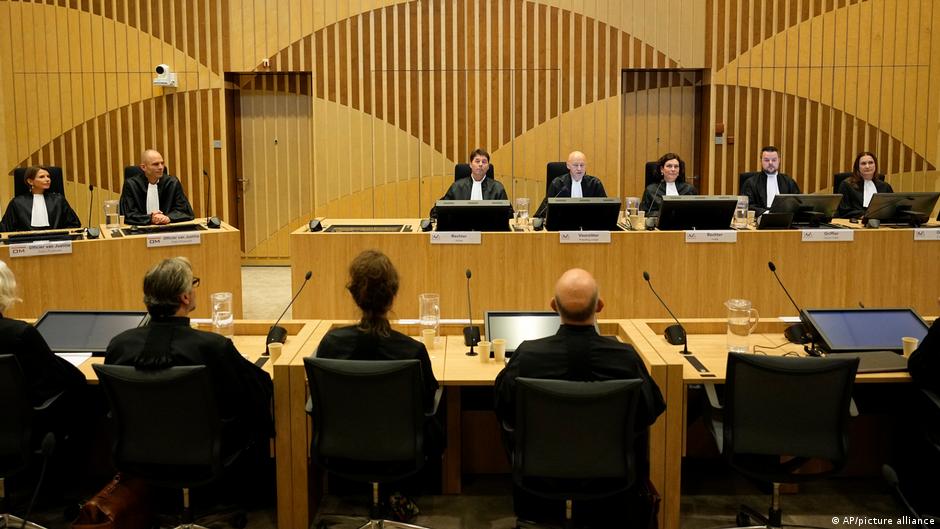 Opinion: MH17 ruling gives glimpse of Putin's possible fate – DW – 11 ...