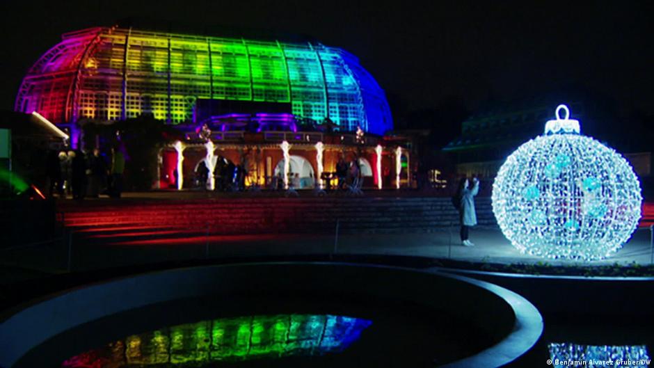 Climate, energy woes dim views of holiday lighting – DW – 11/20/2022