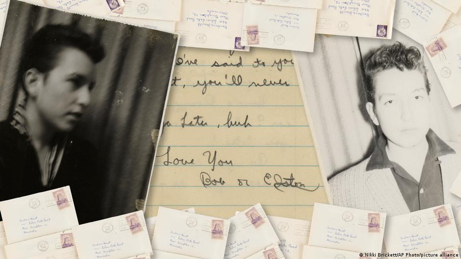 Bob Dylan teenage love letters sell at auction – DW – 11/20/2022