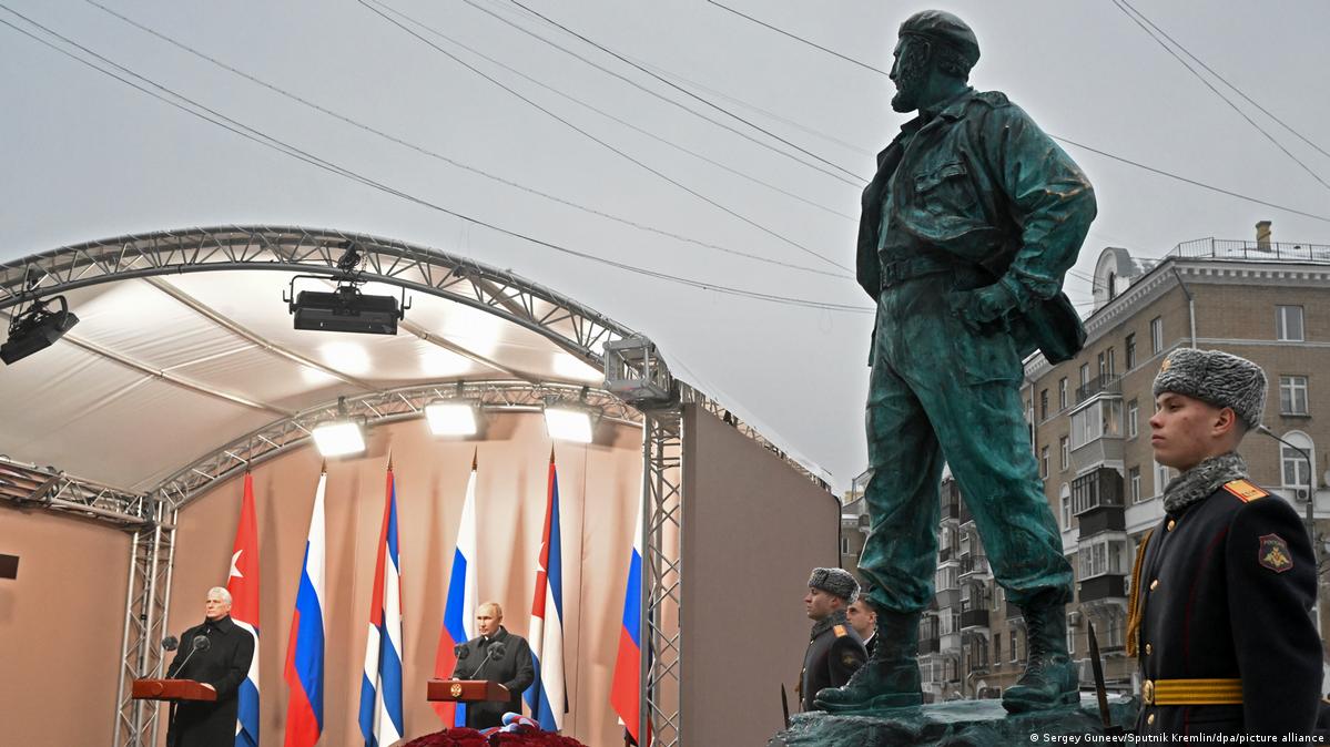 Rusia inaugura un monumento de Fidel Castro – DW – 23/11/2022