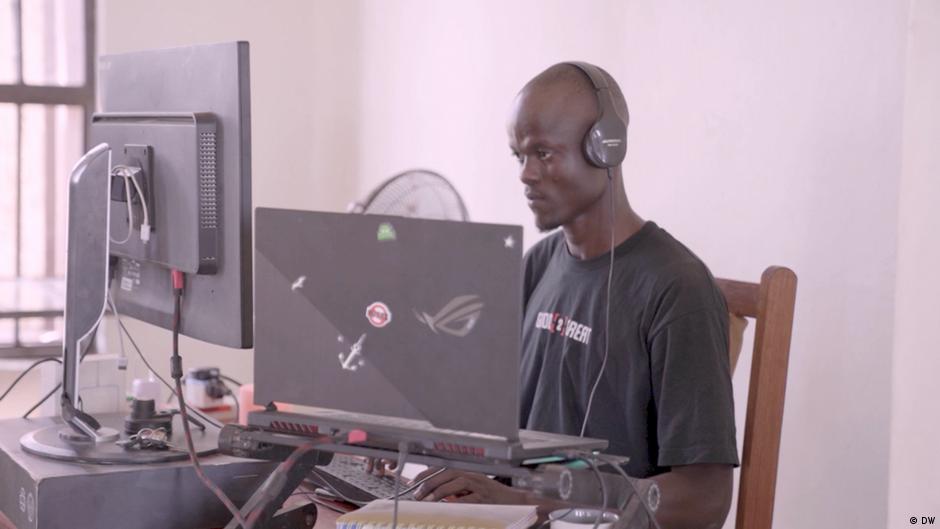 Kenya's most remote tech hub – DW – 11/30/2022