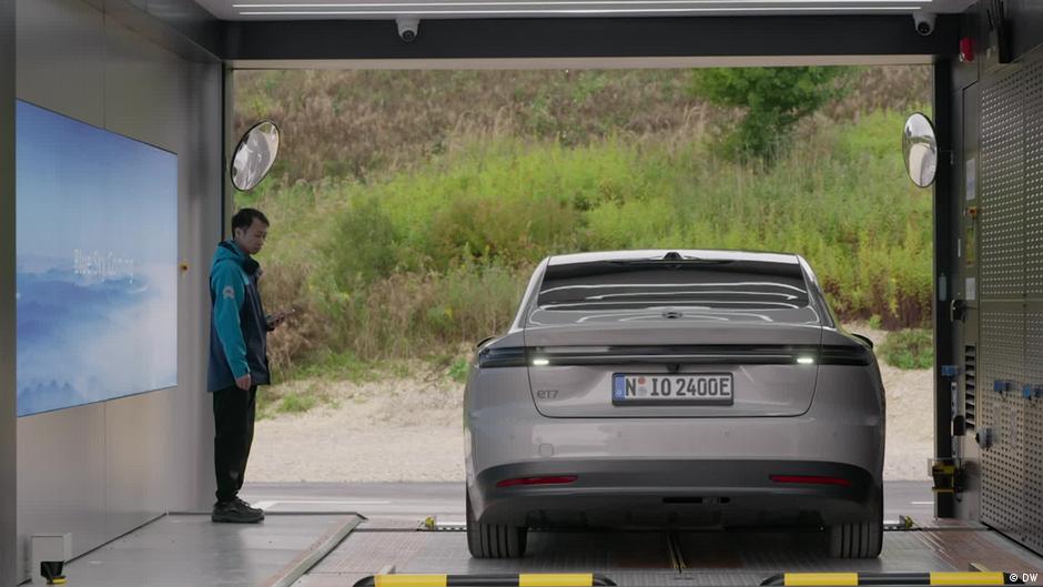 Testing Nio's battery swap system – DW – 12/07/2022