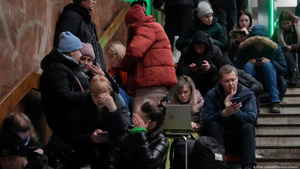 Нова масована атака РФ випустила по Україні понад 60 ракет Dw 16 12 2022