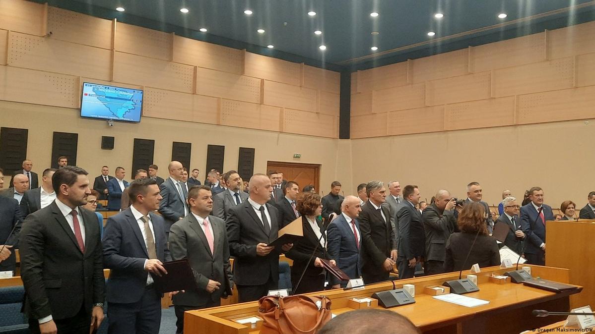 Nova-stara Vlada u Republici Srpskoj – DW – 22.12.2022