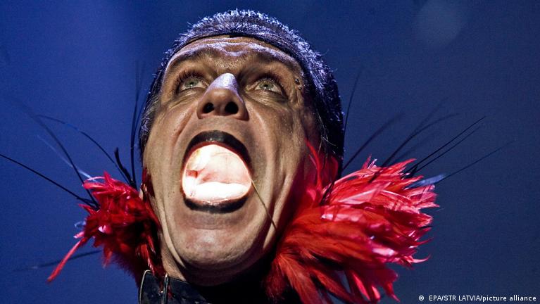 Till Lindemann, vocalista do Rammstein, completa 60 anos – DW – 04/01/2023