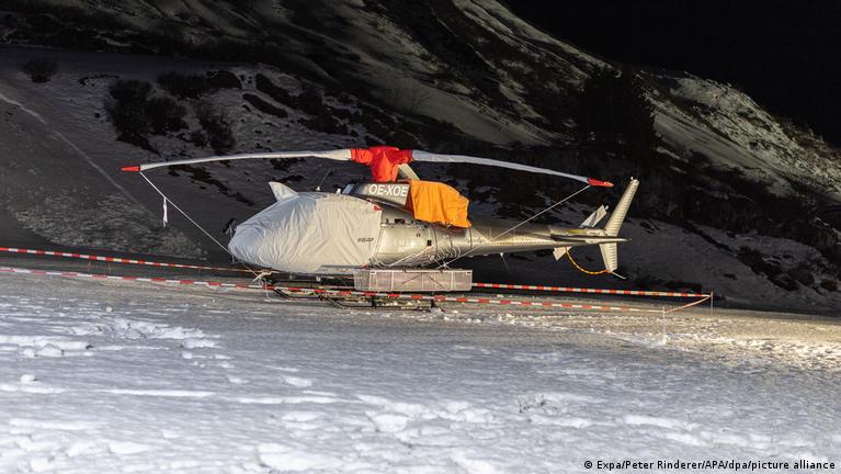 Austria: Rescuers find all missing people after avalanche