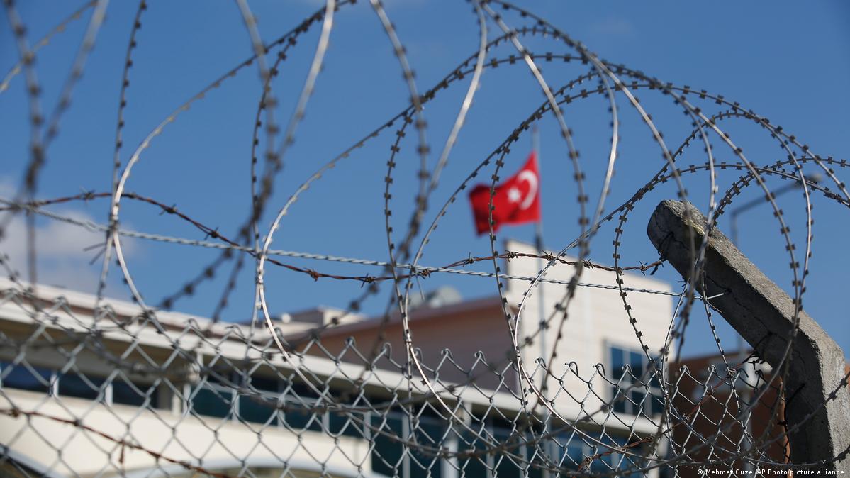 Silivri prison: Inhumane conditions in Turkey's largest jail – DW – 04 ...