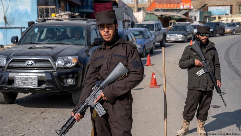 Afghanistan: Taliban detains NGO staff, including foreigner – DW – 09 ... Afghanistan: Taliban detains NGO staff, including foreigner – DW – 09 ...