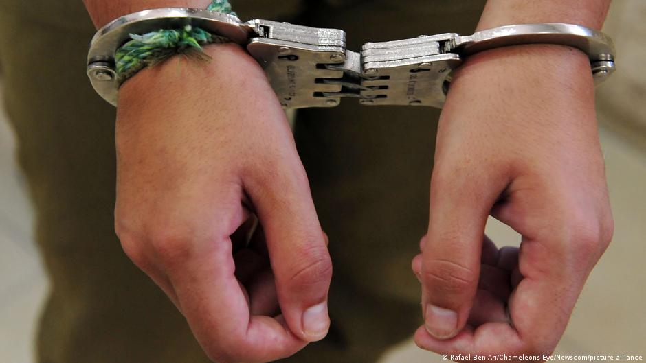 South Africa: White men charged over 'racist' fight at pool – DW – 12 ...