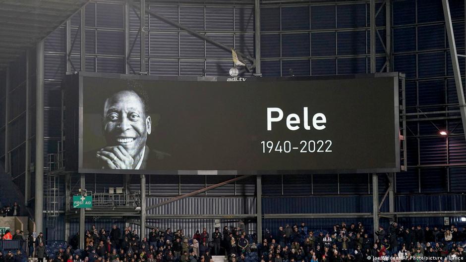 Pele: World pays tribute, as Brazil begins days of mourning – DW – 12 ...