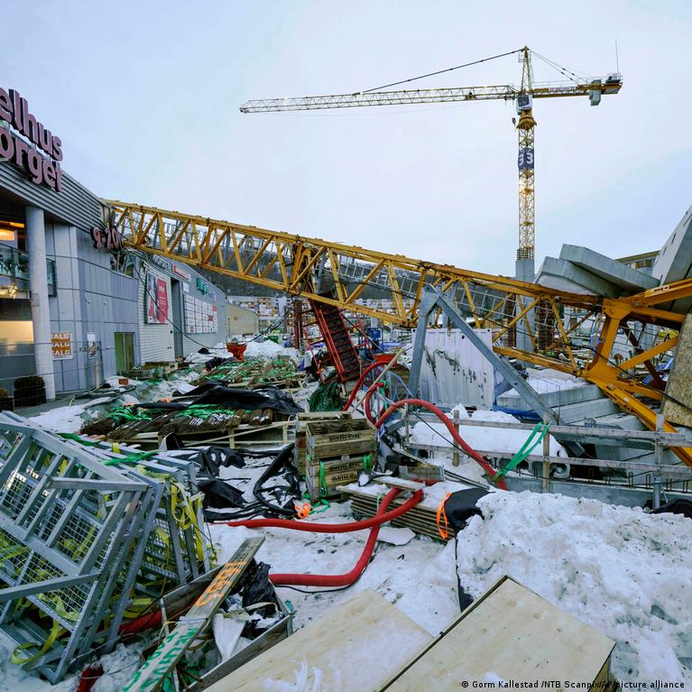 Crane Collapse Memes