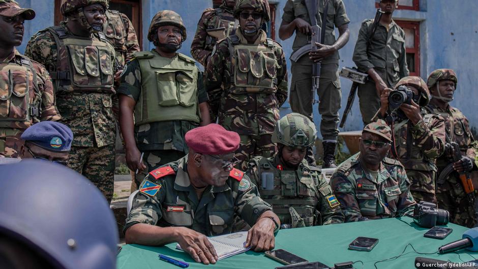 Le M23 rend le contrôle d'un camp militaire du Nord-Kivu – DW – 06/01/2023