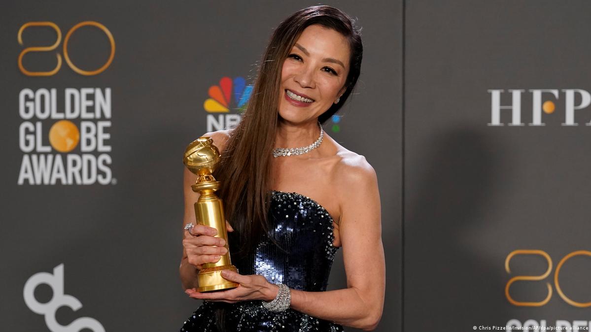 第80届金球奖揭晓 杨紫琼封后 – DW – 2023年1月11日