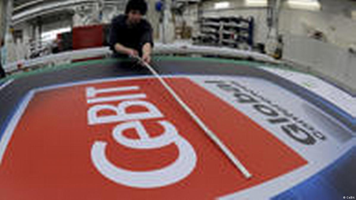 CeBIT fair – DW – 02/24/2011